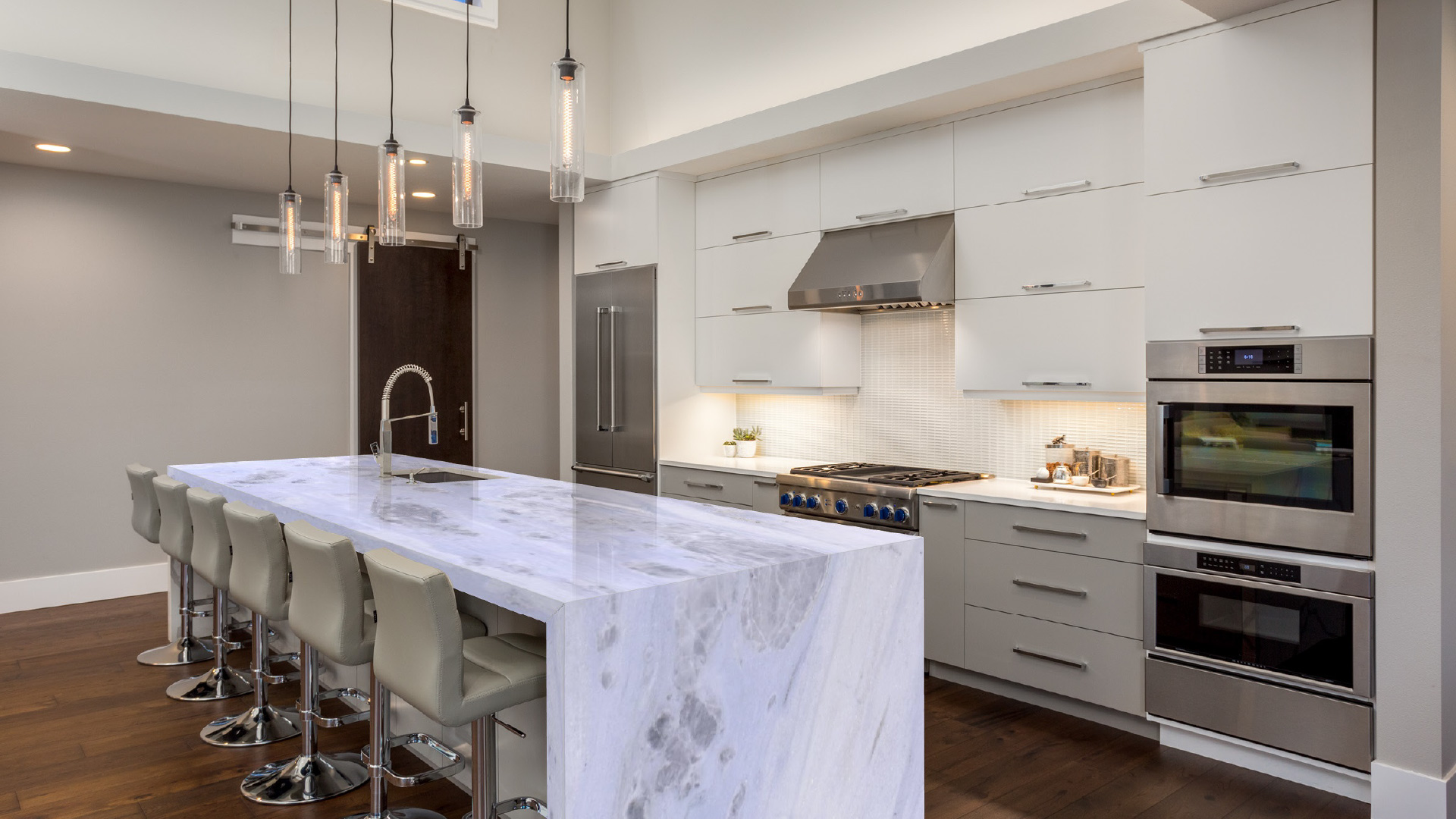 Blue River | CAVA Rochas